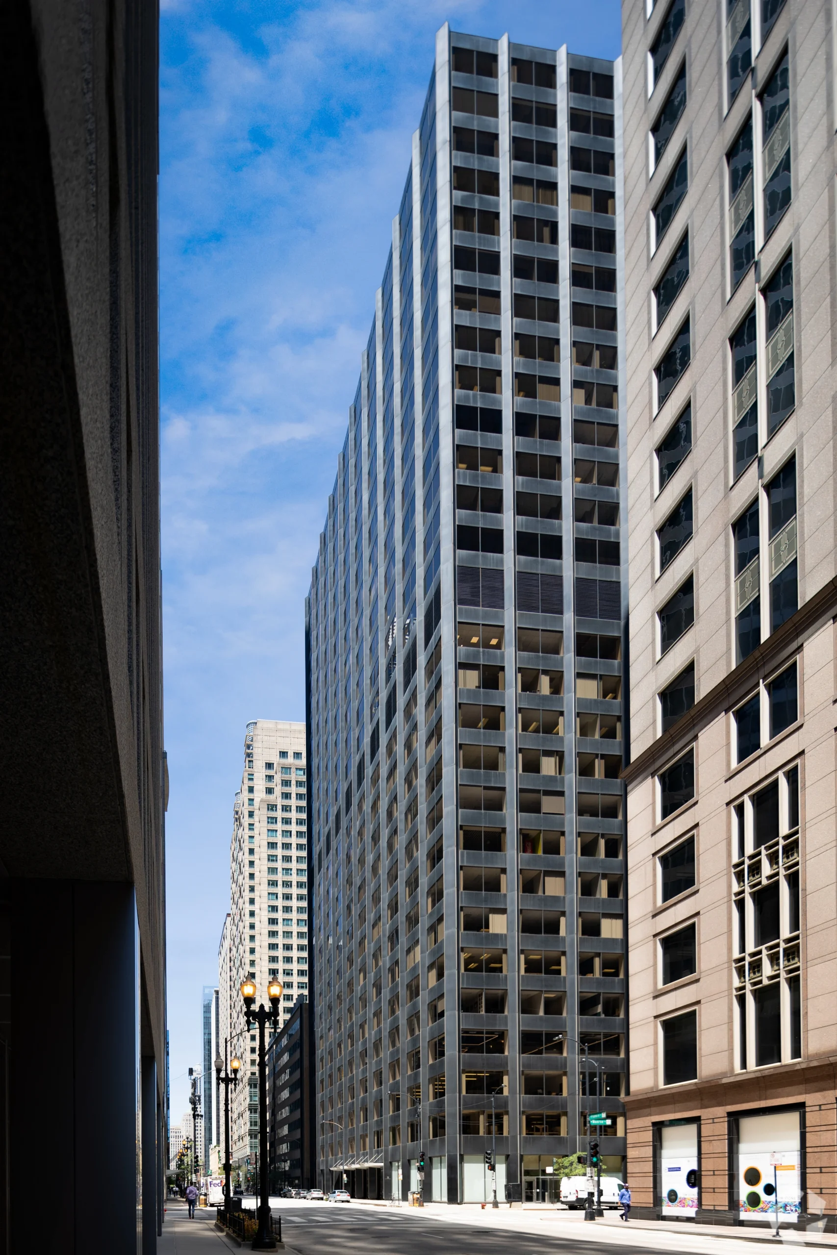 Stream Realty Partners Expands Role at 230 W. Monroe with Property ...